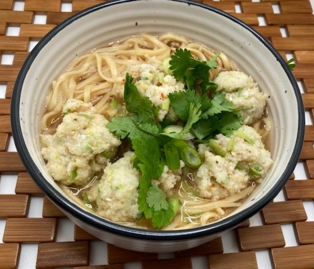 Yakisoba fish ball soup - Hakubaku - The Kokumotsu Company